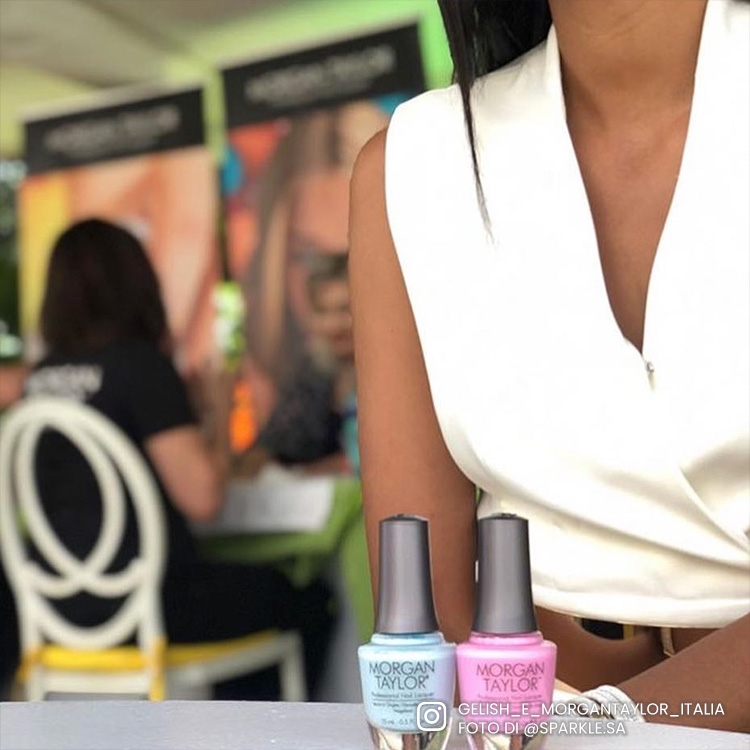 ABOUTLUXE | Miss Universo veste Morgan Taylor - AboutLuxe